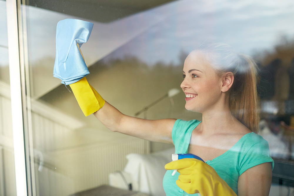 The best way to clean your windows: The dos and don’ts – Channel Windows